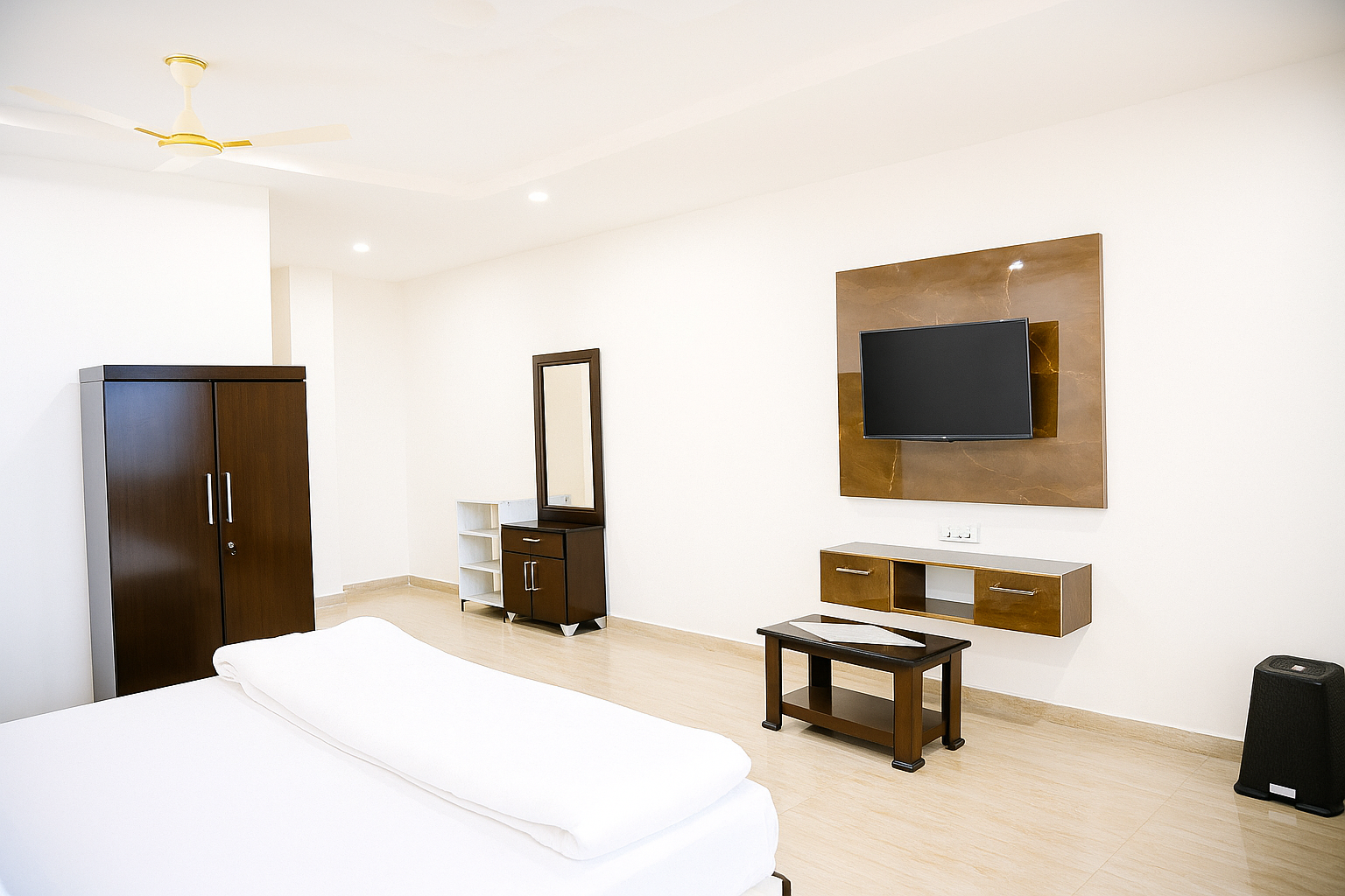 Non-AC Room in Metpally | Comfortable & Spacious Stay | RRHotels